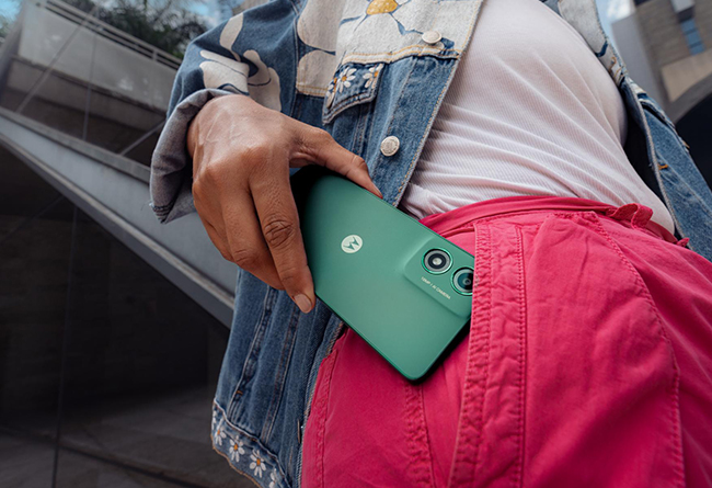 How Much Phone Storage Do I Need? | Motorola